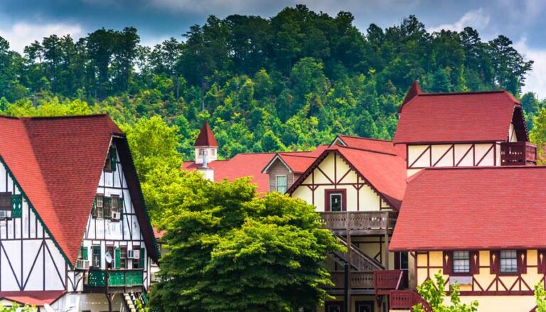 What is Georgia Known For? (27 Famous Things, People & Places) - What ...